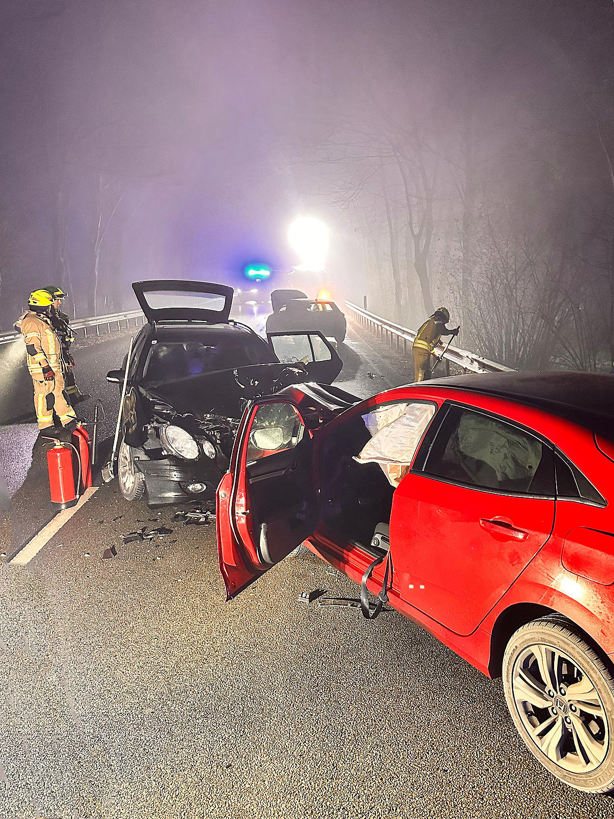 78-jähriger Grieche gerät mit seinem Mercedes auf der B20 in den ...