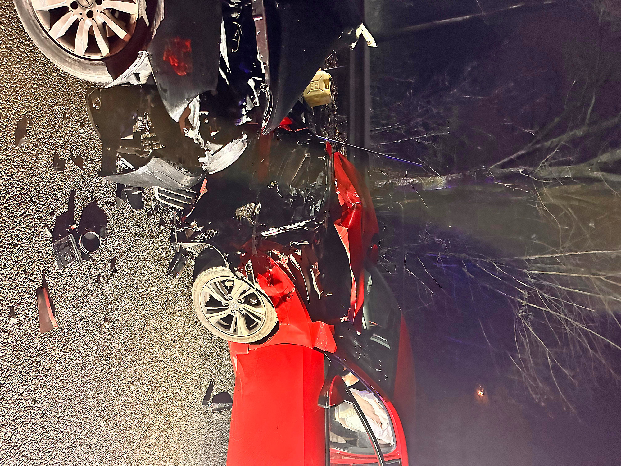 78-jähriger Grieche gerät mit seinem Mercedes auf der B20 in den ...